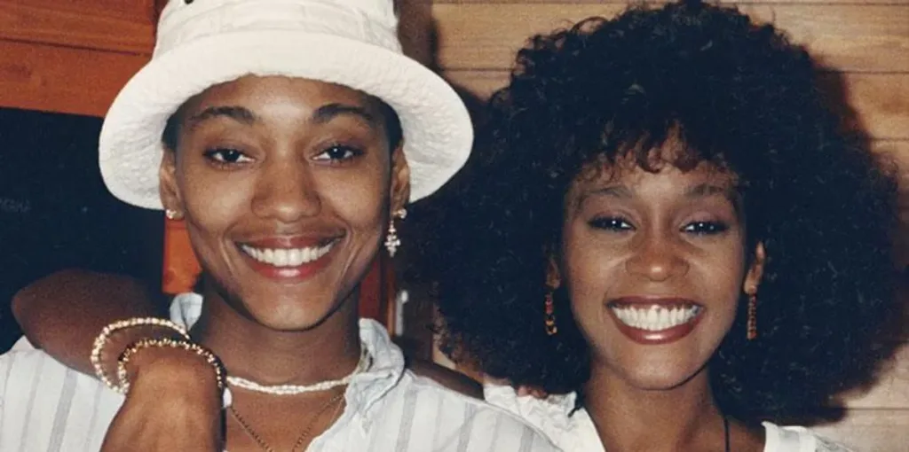 Inside Whitney Houston's Relationship with Best Friend Robyn Crawford ...
